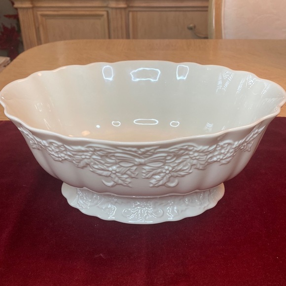 Lenox | Holiday | Lenox Holiday Hostess Centerpiece | Poshmark